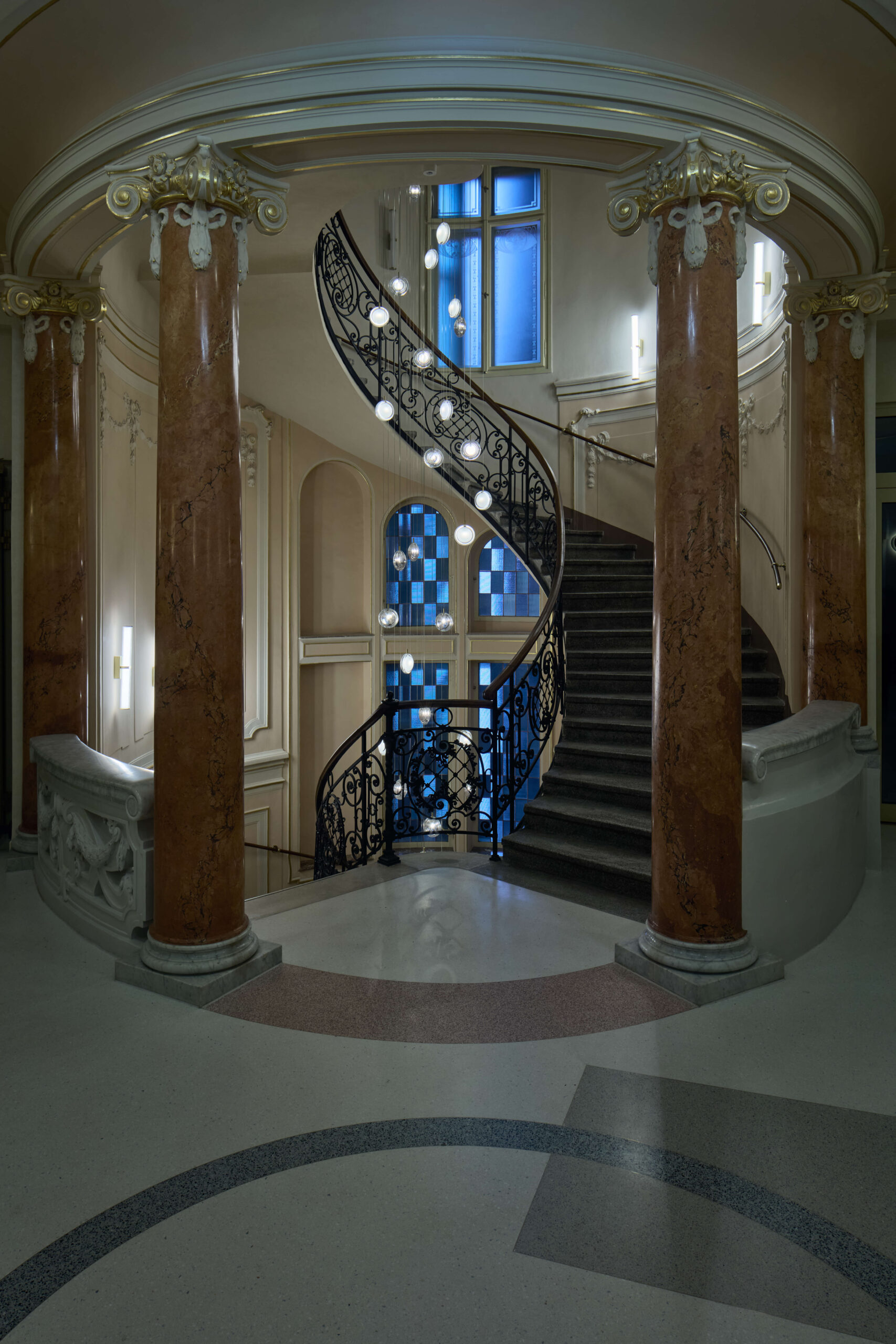 NR7 Offices, Lens - Bomma